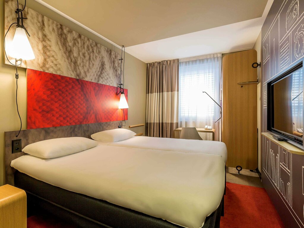 Otel ibis Genève Centre Lac, Cenova, foto
