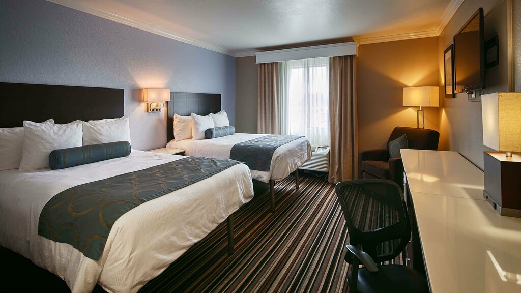 Otel Best Western Plus Diamond Valley Inn, Hemet, foto