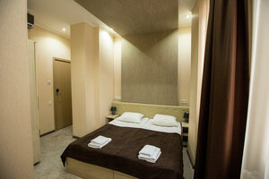 Hotel Tbiliseli (Anton Katalikosis Street No:12), otel  Tiflis'ten