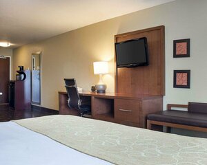Comfort Suites Minot (North Dakota, Ward County, Minot), otel  Minot'tan
