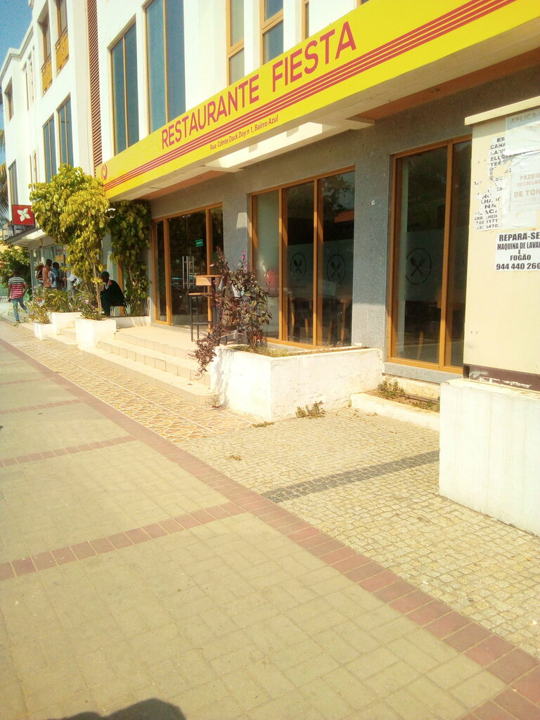 Restoran Fiesta, Loanda, foto