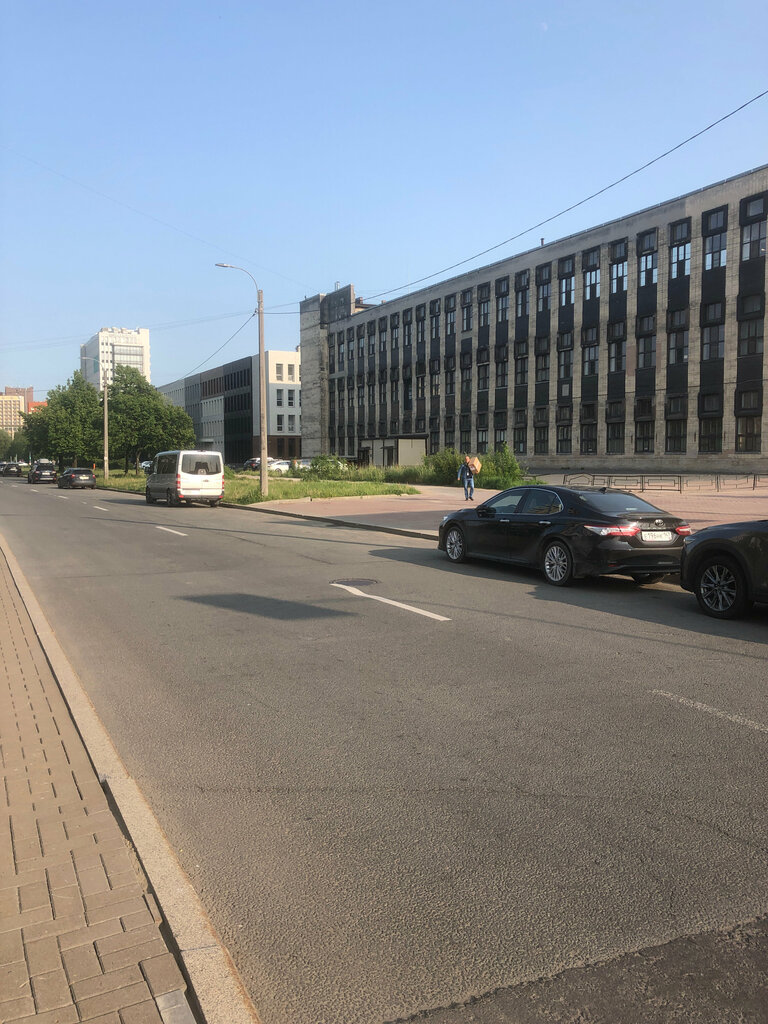 Toplu taşıma durağı Улица Маршала Тухачевского, 24, Saint‑Petersburg, foto