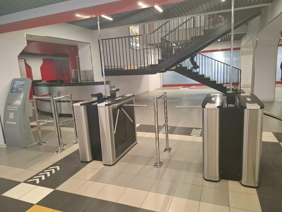 Hadde metal üretim ve satışı Krepproril, Saint‑Petersburg, foto