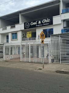 Cool & chic (Valle del Cauca, Municipio de Santiago de Cali, Carrera 83C, 48A-10), berberler  Cali'den