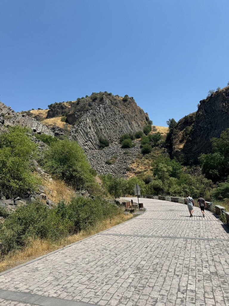 Restoran Ymphony Of Stones Restaurant, Kotayk, foto