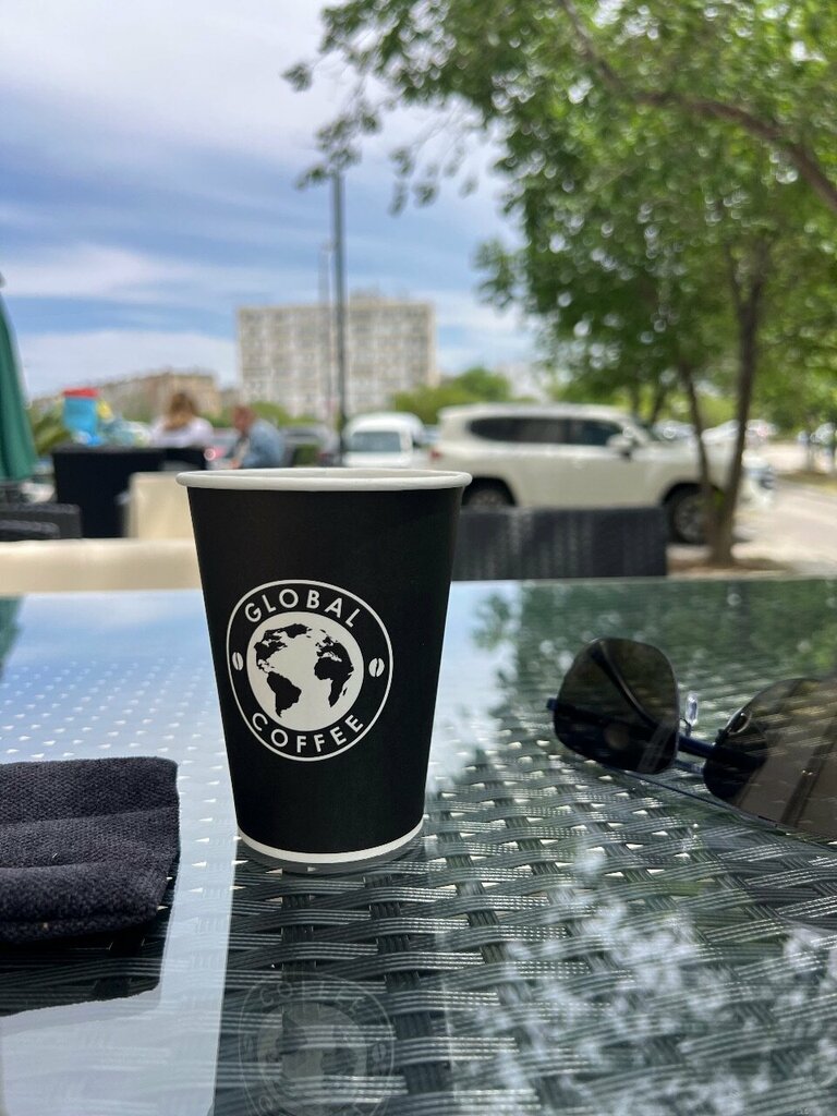 Kahve dükkanları Global coffee house, Aktav, foto