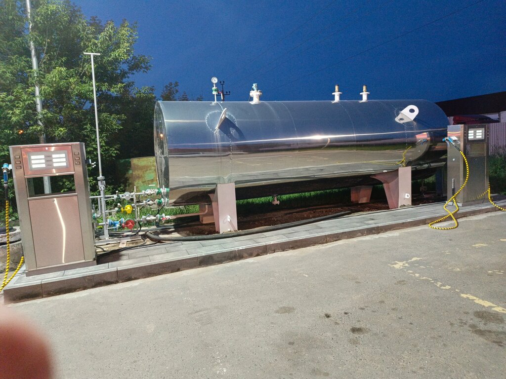 Benzin istasyonu Shell, Moskova ve Moskovskaya oblastı, foto