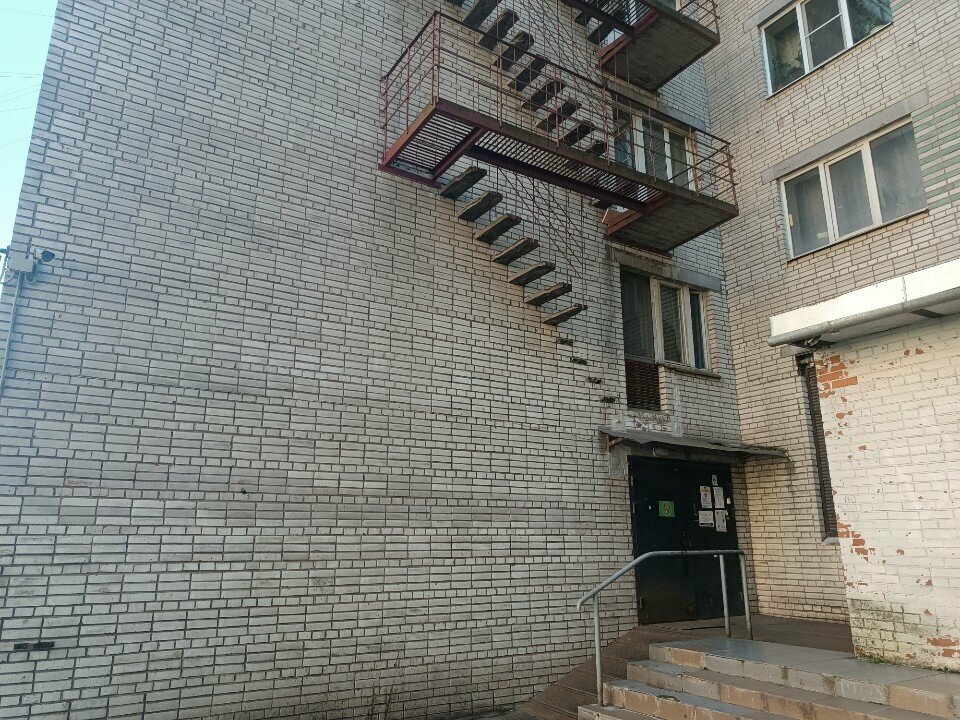Yoga stüdyosu Studiya yogi Sadkhana, Saint‑Petersburg, foto