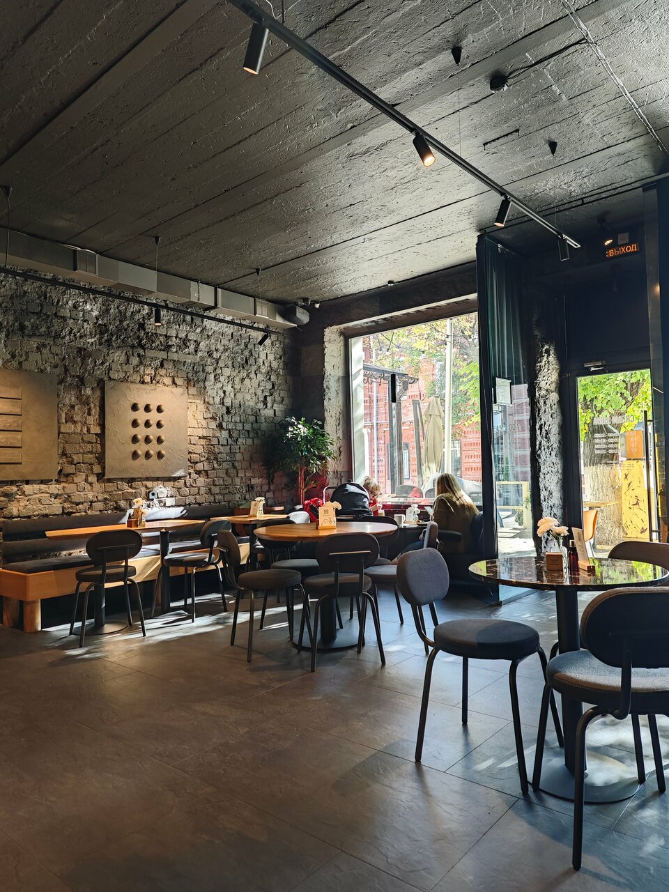 «14 хороших кафе Рязани» фото материала