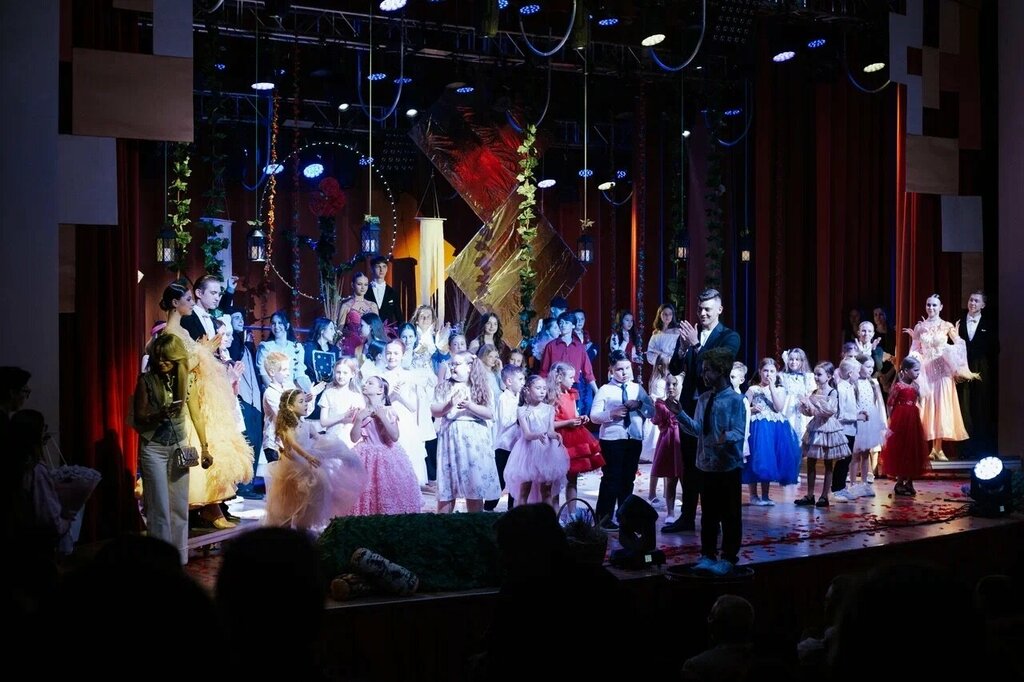 Sahne sanatları okulu Театр-студия StarLight Андрея Гаркунова, Podolsk, foto