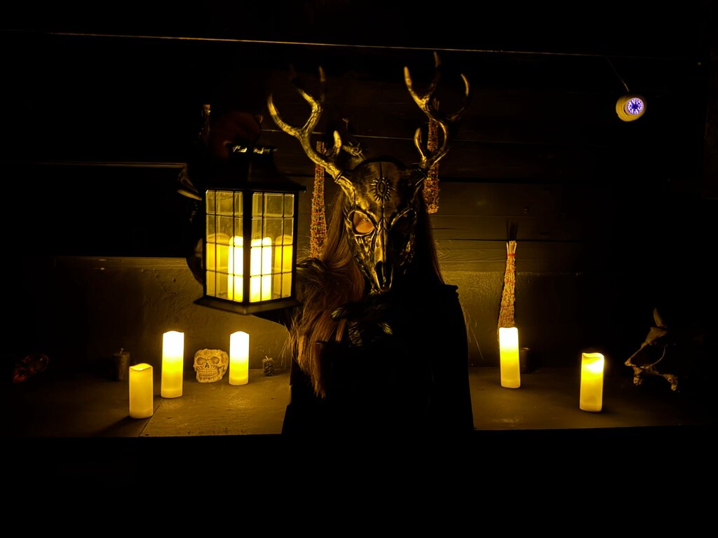 Kaçış oyunları merkezleri Mystic Ритуал записки Дьявола, Novosibirsk, foto