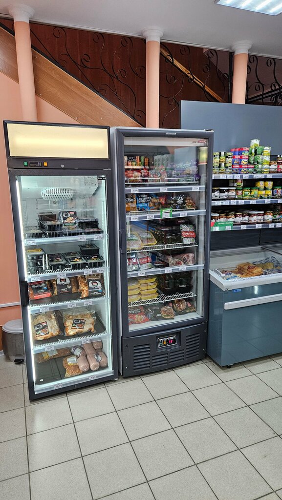 Kasap, şarküteri Petruha, İvye, foto