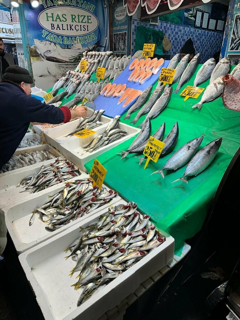 Pazarlar ve çarşılar Üsküdar Sebzeciler Çarşısı, İstanbul, foto