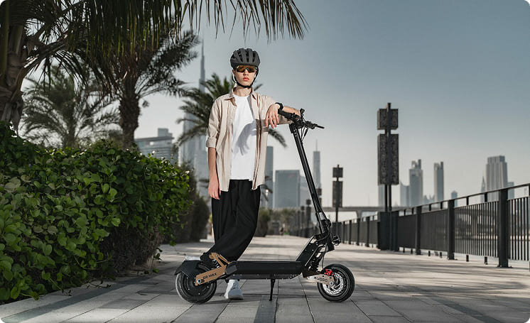 Elektrikli araç satışı Kugoo electric scooters shop, Dubai, foto