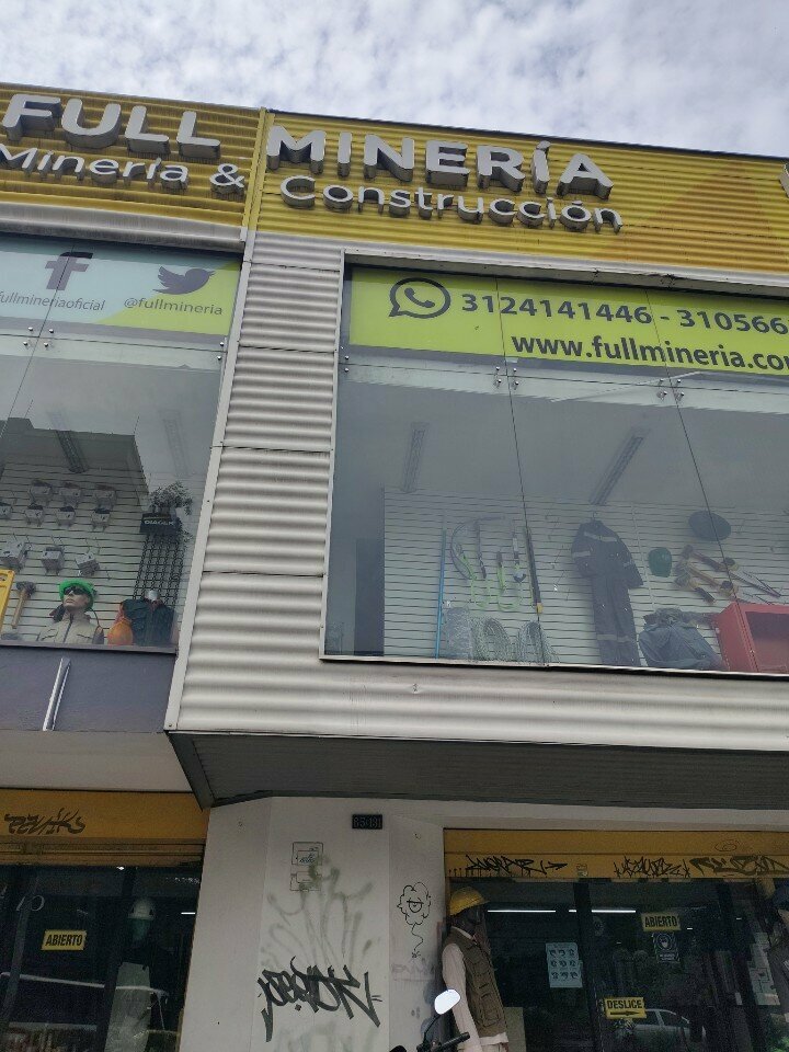 Elektrik ve benzinle çalışan aletler Fill Mineria, Medellin, foto