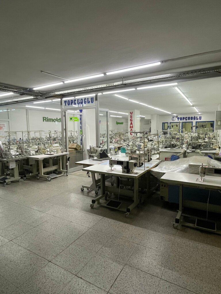 Dikiş ve örgü makinaları Öz topçuoğlu makina, İstanbul, foto