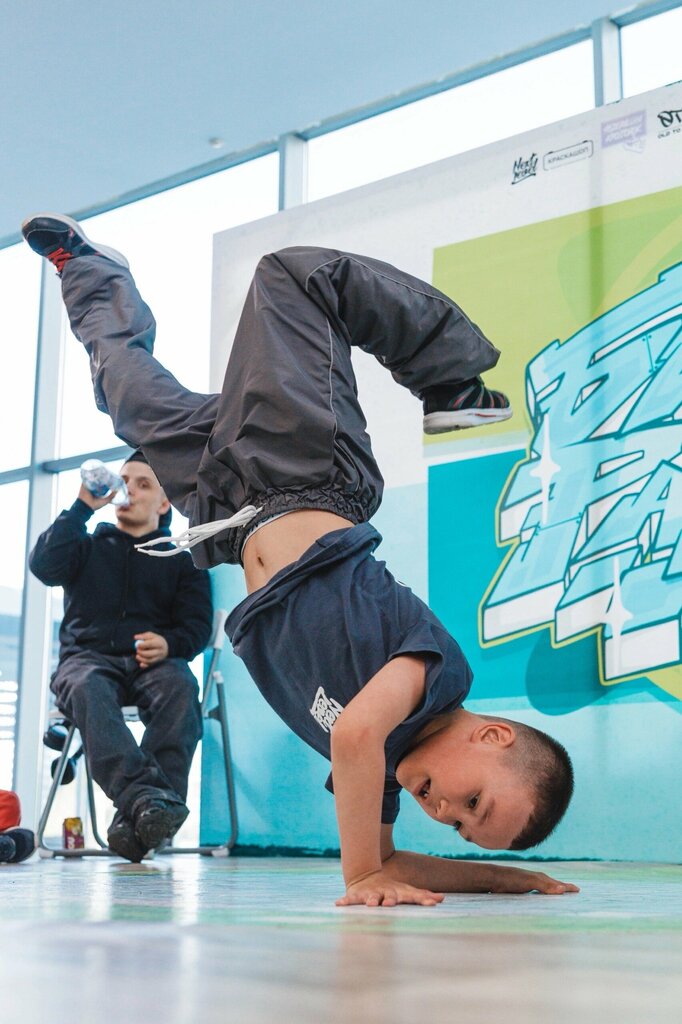 Dans okulları Next Level, Ulyanovsk, foto