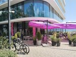 Tomiomi (Admirala Serebryakova Embankment No:27А), kafe  Novorossiysk'ten