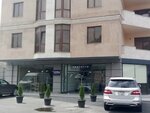 Mega Auto (Nairi Zaryan Street No:104/1), otomobil satış galerileri  Erivan'dan