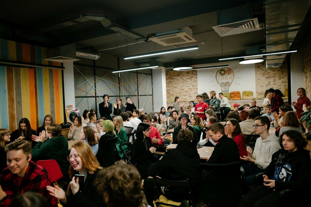 Yüksekokul Top IT College, Novosibirsk, foto