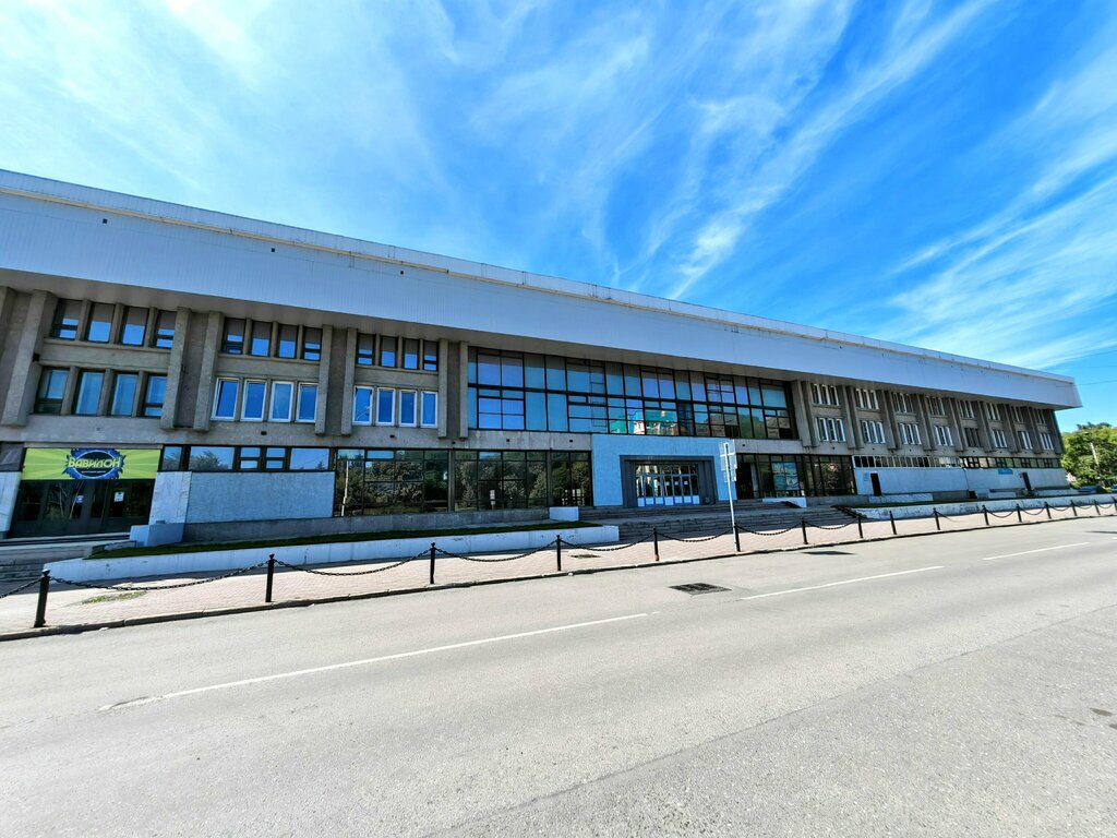 Deniz ve nehir iskeleleri Tomsk Devlet Nehir İstasyonu, Tomsk, foto
