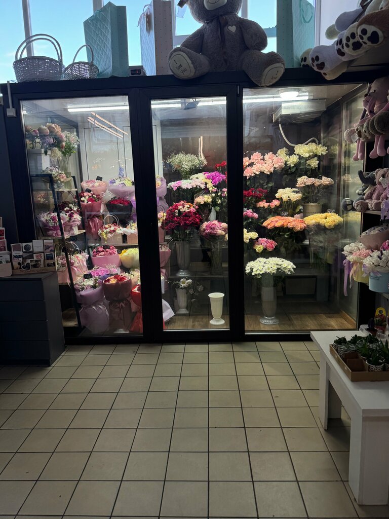 Çiçekçiler Klevets, Baranavichy, foto
