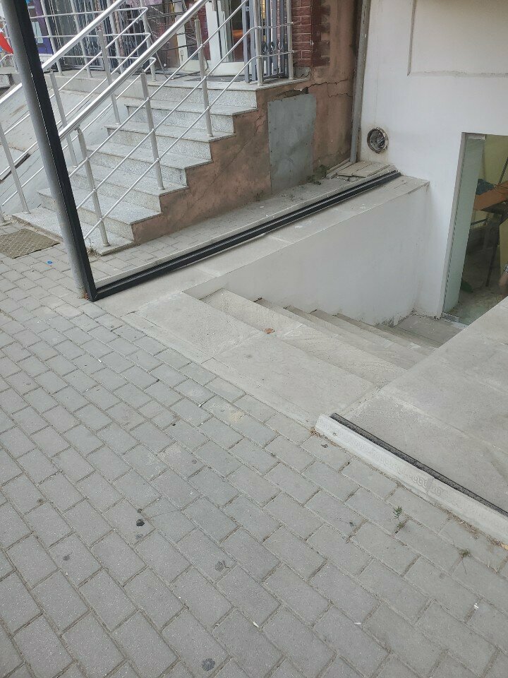 Yük taşımacılığı Dəmir Cargo, Bakü, foto