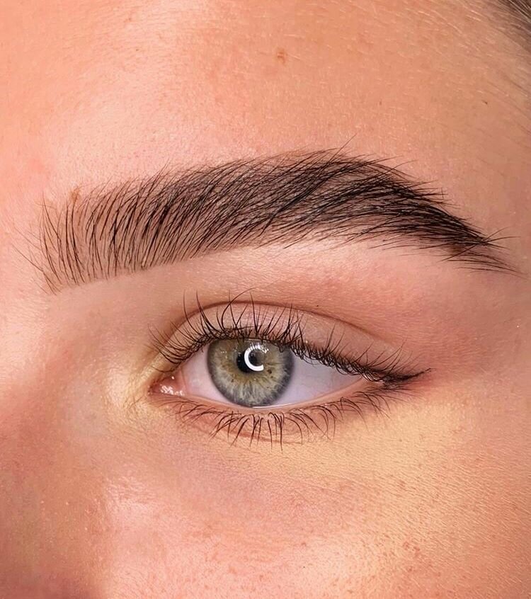 Kalıcı makyaj stüdyosu Renais studio, Moskova, foto