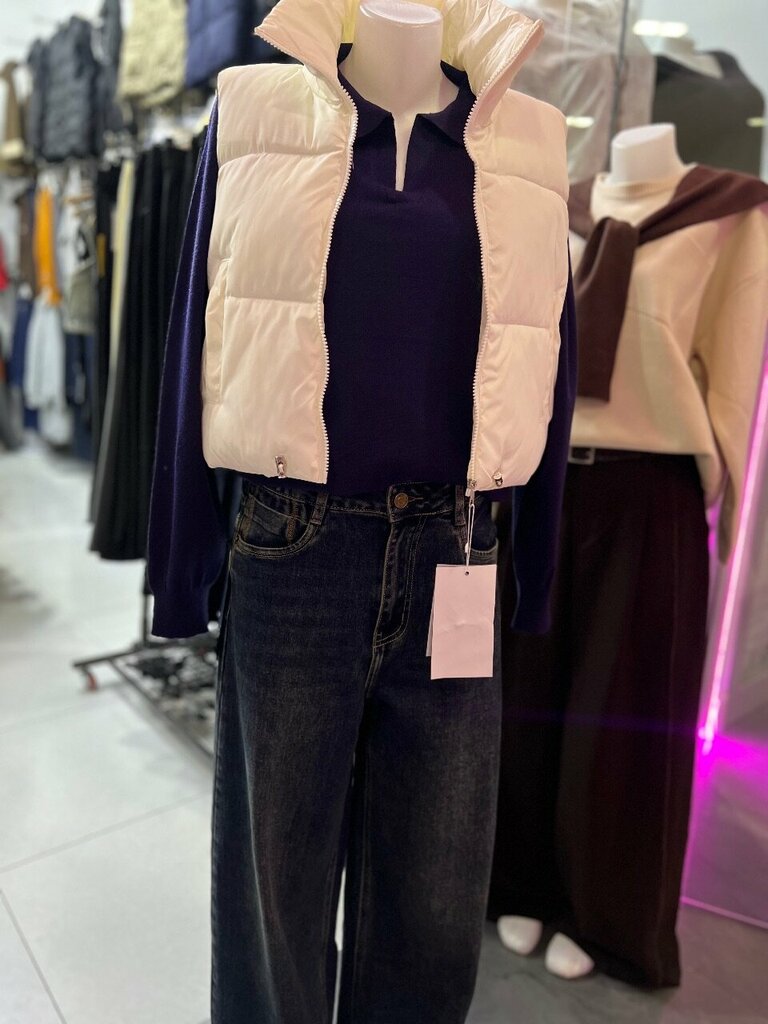 Giyim mağazası Be yourself, Buhara, foto