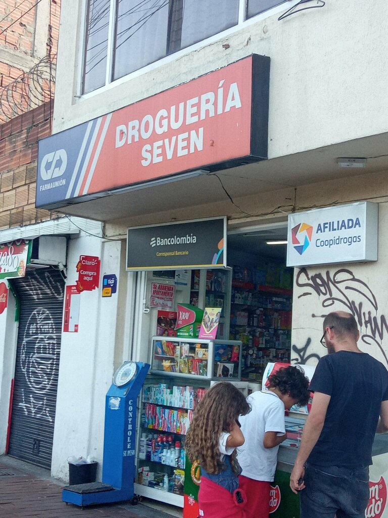 Bankacılık hizmet noktası Corresponsal bancario Bancolombia, Bogota, foto