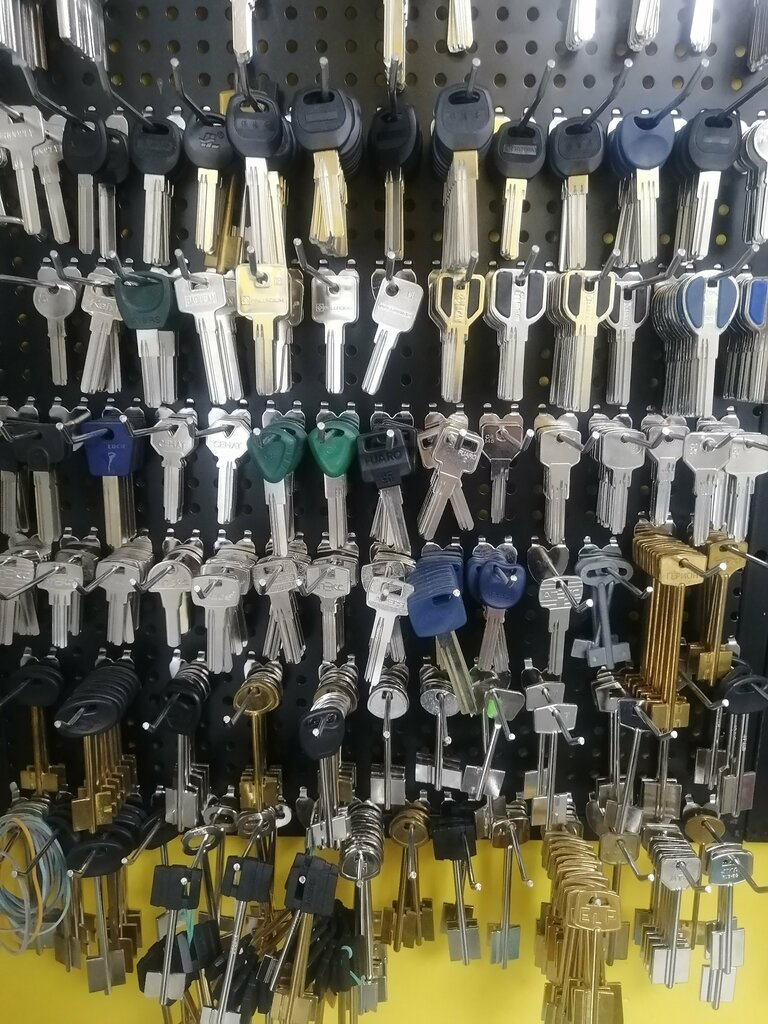 Anahtarların imalatı ve onarımı Дверной спасатель, Perm, foto