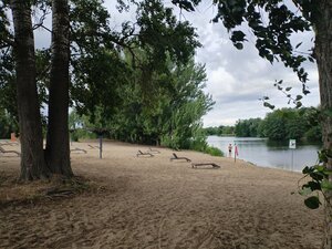 Городской центральный пляж (Belgorod Region, Stariy Oskol, Plyazhnaya naberezhnaya), plaj  Stariy Oskol'dan