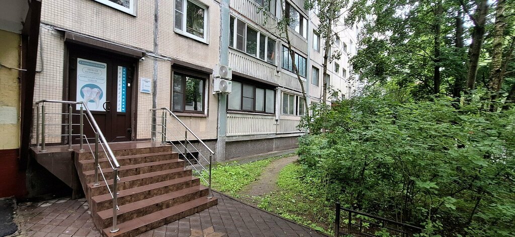 Özel ağız ve diş sağlığı klinikleri ve muayenehaneleri Зубной Дом, Saint‑Petersburg, foto