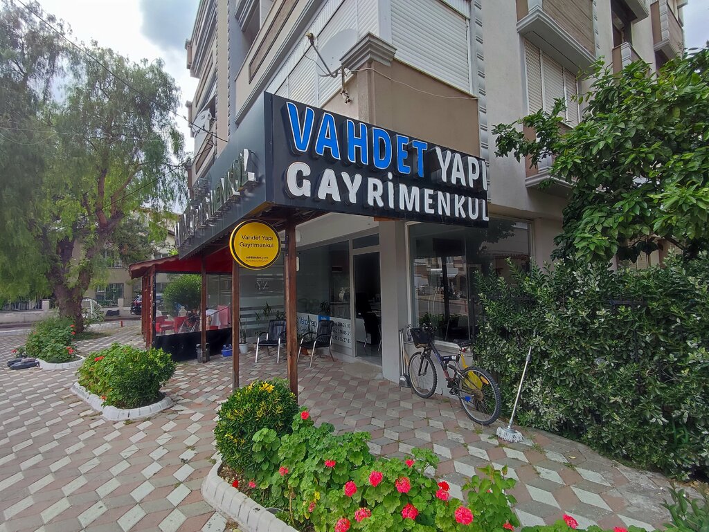 Emlak ofisi Vahdet yapı gayrimenkul, Edremit, foto