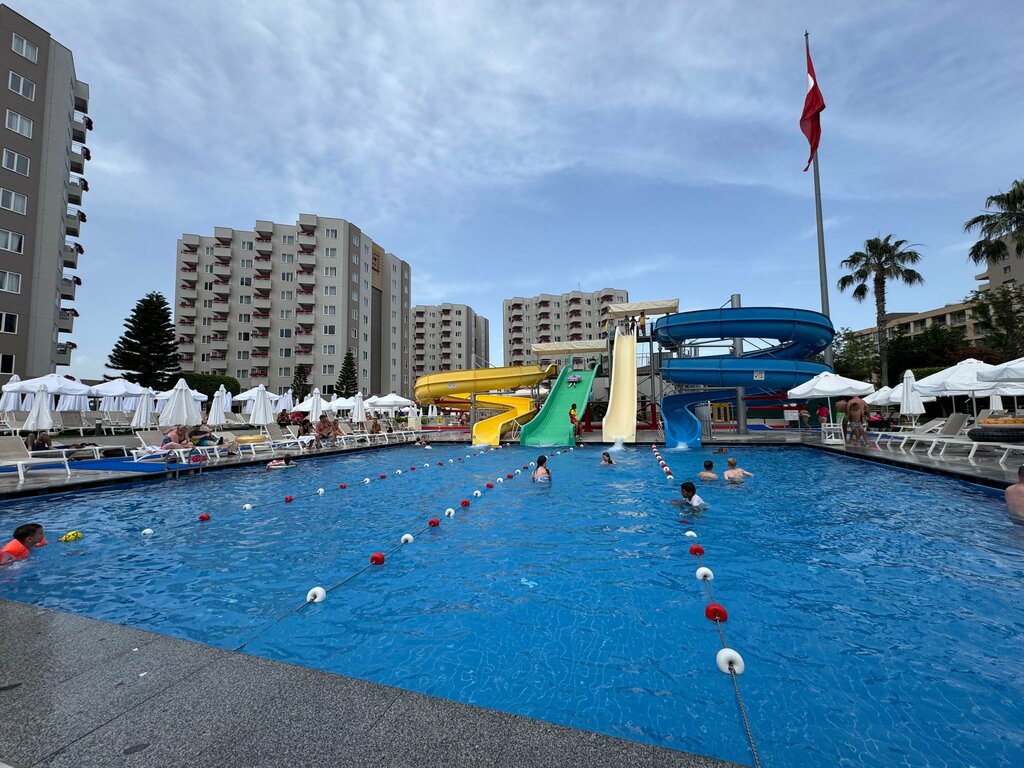 Kültür ve eğlence parkları Theather Grand Parc Lara, Antalya, foto