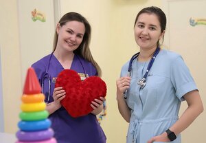 Detskii Doktor (bulvar Petra Kozhemyako No:16), tıp merkezleri ve klinikler  Yekaterinburg'dan