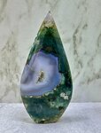В Мире Камня Stones&Jewelry (Bolshaya Yushunskaya Street No:1Ак4), taşların, fosillerin ve minerallerin satışı  Moskova'dan