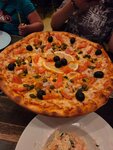Capri (Морская улица No:4), pizzacılar  Yalta'dan