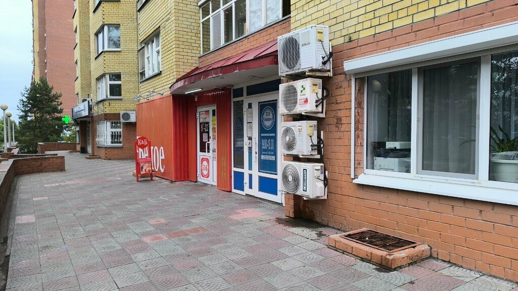 Konut servisleri kuruluşları 3-й Микрорайон, Tiumen, foto