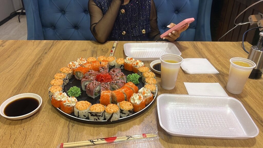 Hazır yemek teslim servisleri Sushi Box, Almatı, foto