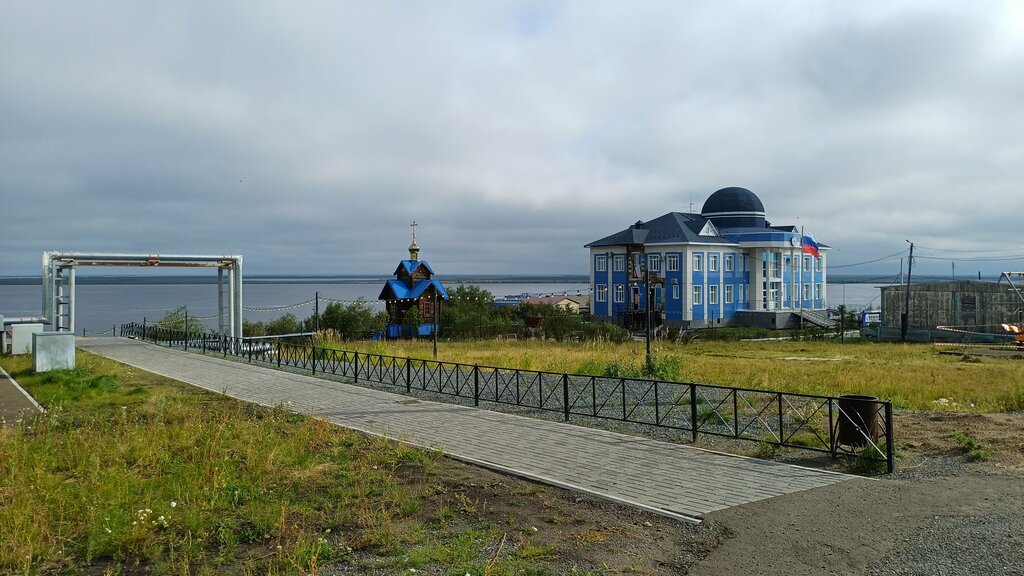 Belediyeler, devlet daireleri Администрация муниципального образования село Салемал, Yamal‑Nenets Özerk Bölgesi, foto