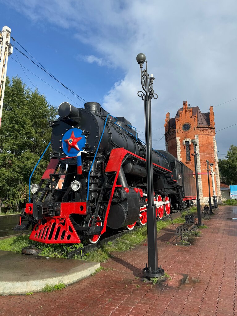 Turistik yerler Водонапорная башня, Sljudyanka, foto