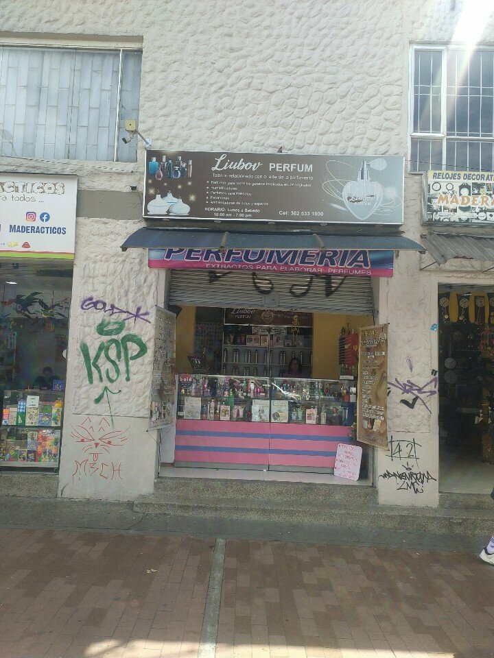 Kozmetik ve parfümeri mağazaları Perfumarc LiuPerfum, Bogota, foto