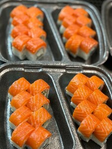 SushiSell (Partizanskiy pereulok No:3), suşi restoranı  Eniseysk'ten