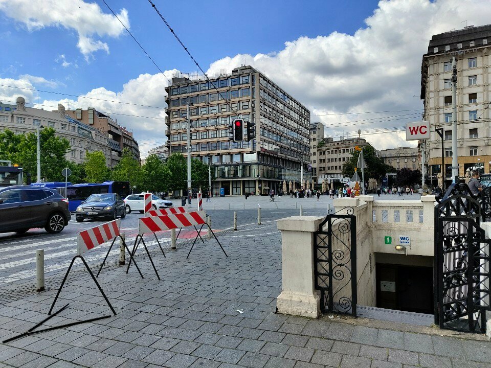 Tuvalet Public bathroom, Belgrad, foto