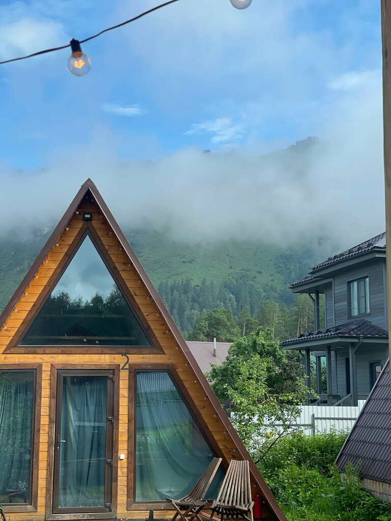 Konuk evi Aframe. Altay, Altay Cumhuriyeti, foto