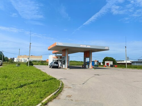 Benzin istasyonu NevaOil, Kommunar, foto