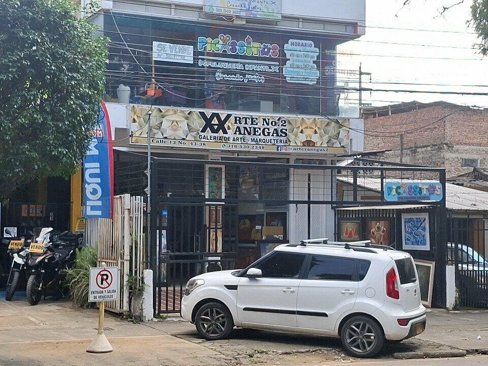 Hobi, elişi için ürünler Arte Vanegas No. 2, Cali, foto