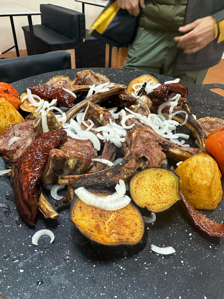 Kafe Шашлычный дворик, Murmanskaya oblastı, foto