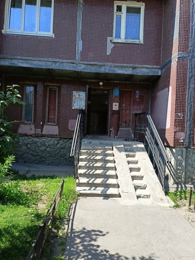 Manikür-pedikür Shellak, gellac, manikyur, Saint‑Petersburg, foto